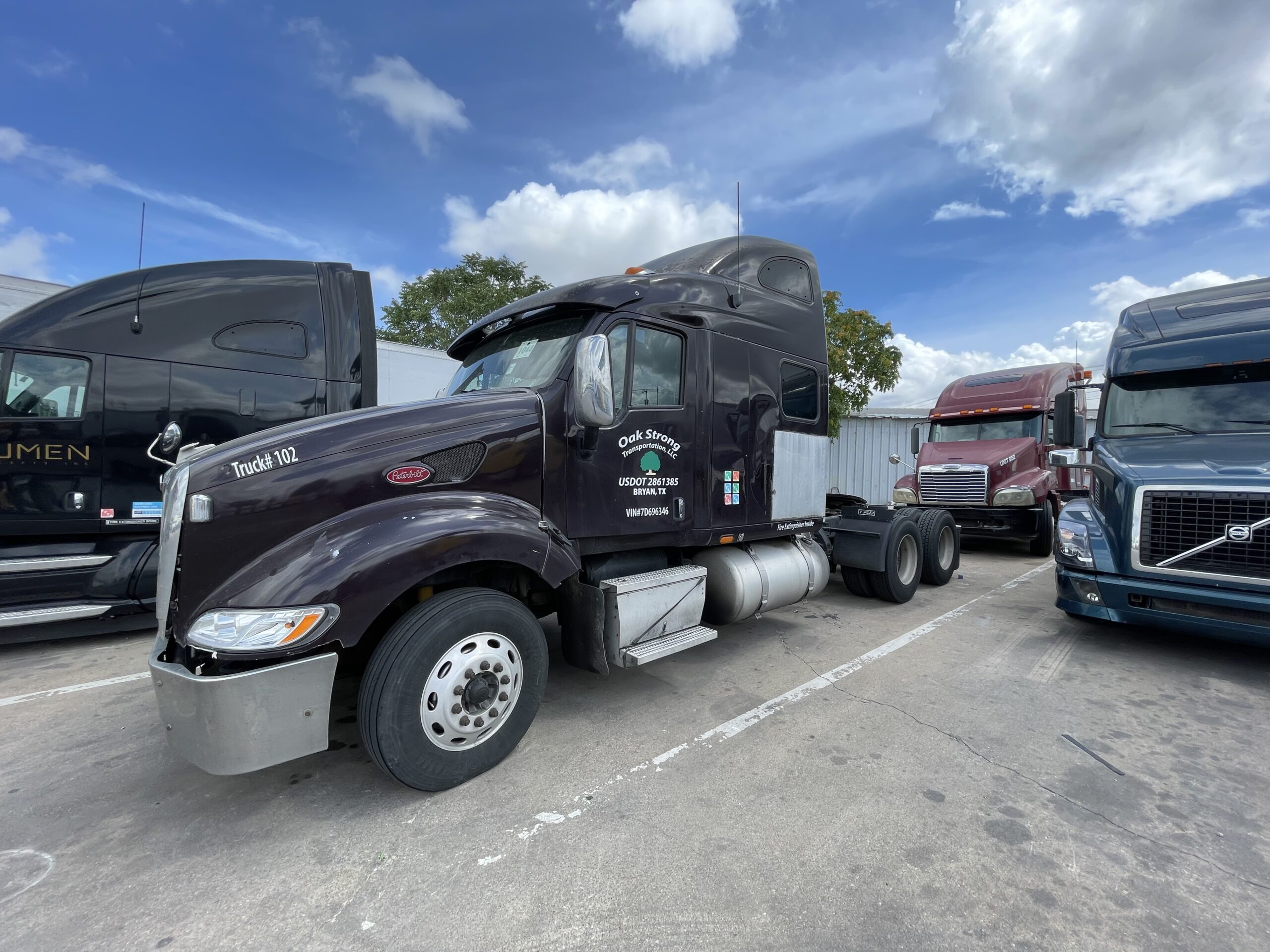 2007 Peterbilt 587 Semi Truck(TAG 1044) - RK Truck Sales