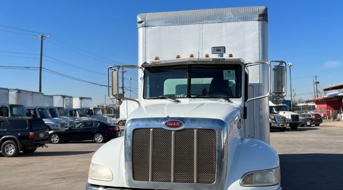 Peterbilt Box Truck - RK Truck Sales